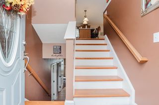 34 1/2d Briggs St, Taunton, MA 02780 - See Est. Value, Schools & More