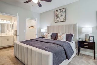 1 Signature Point Dr #306, League City, TX 77573 - See Est. Value ...