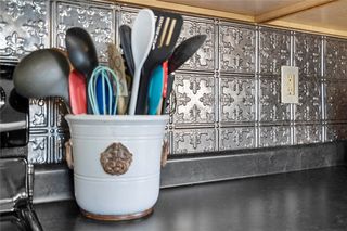 1141 N Ave NW, Cedar Rapids, IA 52405 - See Est. Value, Schools & More