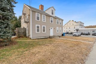 13 Main St #1L, Manville, RI 02838 - Trulia | Trulia