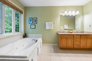 16 Stirling Avenue, Hooksett, NH 03106 - See Est. Value, Schools & More