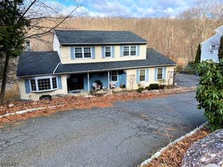 Oak Ridge, NJ Real Estate & Homes For Sale | Trulia