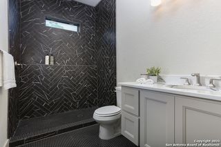 1323 S PINE ST, Saint San Antonio, TX 78210 - See Est. Value, Schools ...