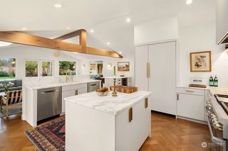 3113 Hunts Point Road, Hunts Point, WA 98004 - See Est. Value, Schools ...