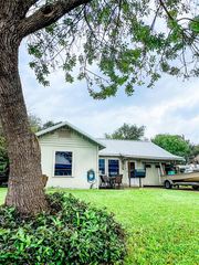 Point Comfort, TX Homes For Sale & Point Comfort, TX Real Estate | Trulia