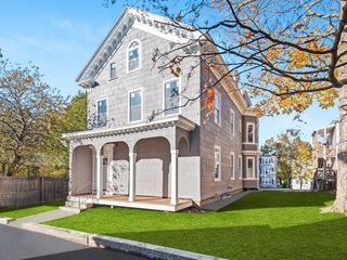 42 William St #1, Worcester, MA 01609 - Trulia | Trulia