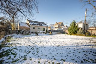 2522 Wellesley Dr, Columbus, OH 43221 - See Est. Value, Schools & More