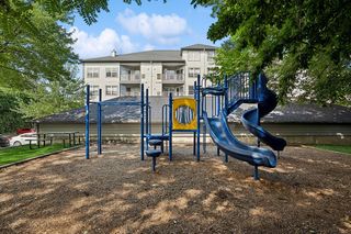 900 Crest Ln #1-1210, Fort Lee, NJ 07024 - See Est. Value, Schools & More