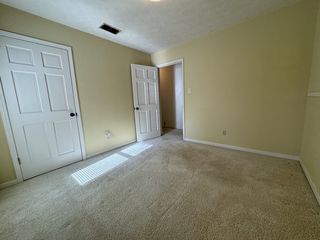 342 W University Pkwy, Jackson, TN 38305 - See Est. Value, Schools & More