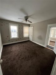 3311 E 34th St, Kansas City, MO 64128 - See Est. Value, Schools & More