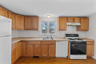 32 Safford St, Lynn, MA 01905 - See Est. Value, Schools & More