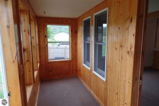 937 Washington Ave, Frankfort, MI 49635 - See Est. Value, Schools & More