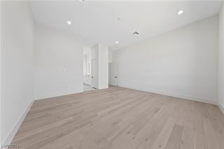 6095 N Dapple Gray Rd, Clark County, NV 89149 - See Est. Value, Schools ...