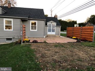 950 30th St, Camp Hill, PA 17011 - See Est. Value, Schools & More