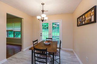 1032 J D Cir, Berea, KY 40403 - See Est. Value, Schools & More