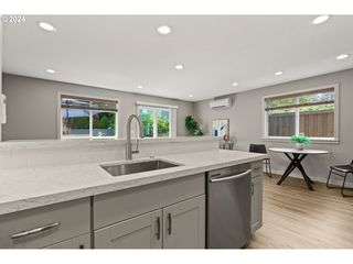 19105-19107 SE Oatfield Rd, Gladstone, OR 97027 - See Est. Value ...