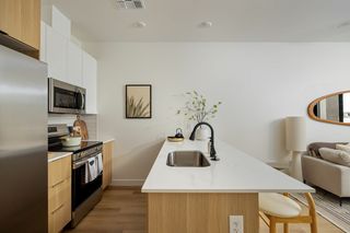 2800 W Sonoran Desert Dr #B, Phoenix, AZ 85085 - See Est. Value ...