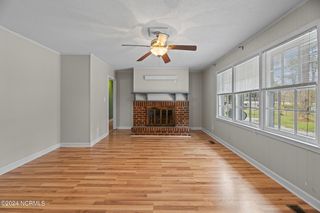 209 Shoreline Drive, New Bern, NC 28562 - See Est. Value, Schools & More