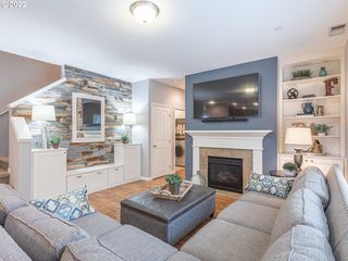 2933 Nw Hl, Saint Camas, WA 98607 - See Est. Value, Schools & More