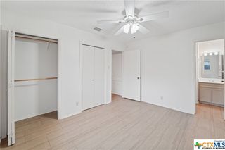 605 Parkway St, Georgetown, TX 78628 - See Est. Value, Schools & More