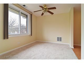 468 Raintree Ct #2C, Glen Ellyn, IL 60137 - See Est. Value, Schools & More
