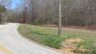 E Broad St, Iva, SC 29655 - See Est. Value, Schools & More