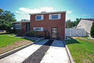 Parlin, NJ Homes For Sale & Parlin, NJ Real Estate | Trulia