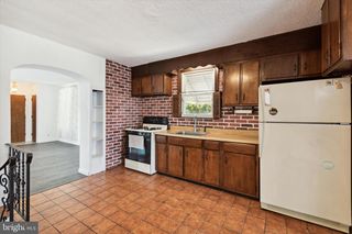 200 County Line Rd, Philadelphia, PA 19116 - See Est. Value, Schools & More