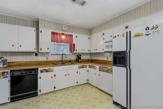 609 Bradwell, Colbert, OK 74733 - See Est. Value, Schools & More