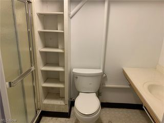 2144 Northwest Blvd NW, Warren, OH 44485 - See Est. Value, Schools & More