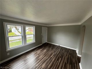 13502 Gilmore Ave, Cleveland, OH 44135 - See Est. Value, Schools & More