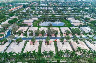 9635 Crescent View Dr N, Boynton Beach, FL 33437 | MLS# RX-10968070 ...