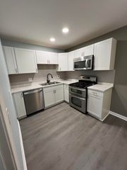 8401 Eighteen Mile Rd #141, Sterling Heights, MI 48313 - See Est. Value ...