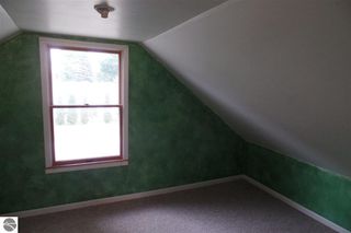 937 Washington Ave, Frankfort, MI 49635 - See Est. Value, Schools & More