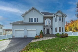 New Windsor, NY Homes For Sale & New Windsor, NY Real Estate | Trulia