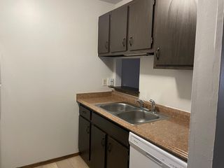 6175 W Coldspring Rd #201, Milwaukee, WI 53220 | Trulia