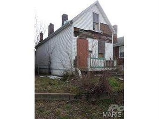 8554 N Broadway, Saint Louis, MO 63147 - See Est. Value, Schools & More