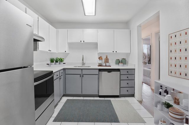 4888 S Highland Cir #4884-02, Salt Lake City, UT 84117 - See Est. Value ...