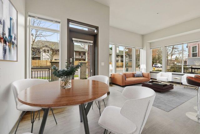 8356 165th Ave NE #f2dbc3ac6, Redmond, WA 98052 - See Est. Value ...