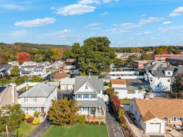 Hawthorne, NJ Homes For Sale & Real Estate - 110 Homes | Trulia