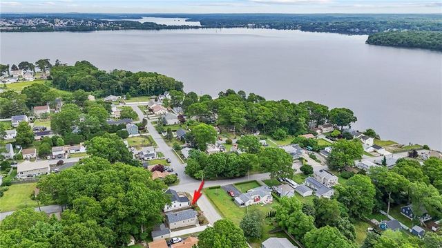 Tiverton, RI Homes For Sale & Tiverton, RI Real Estate | Trulia