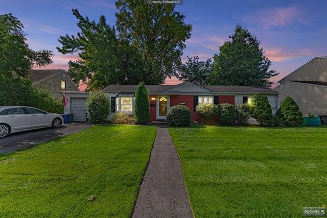 River Edge, NJ Homes For Sale & Real Estate