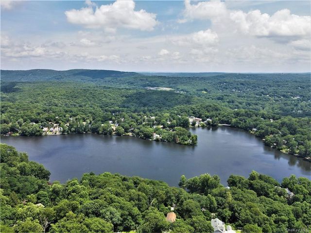 Lake Peekskill, NY Homes For Sale & Real Estate