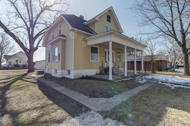 Arthur, IL Homes For Sale - Updated Daily