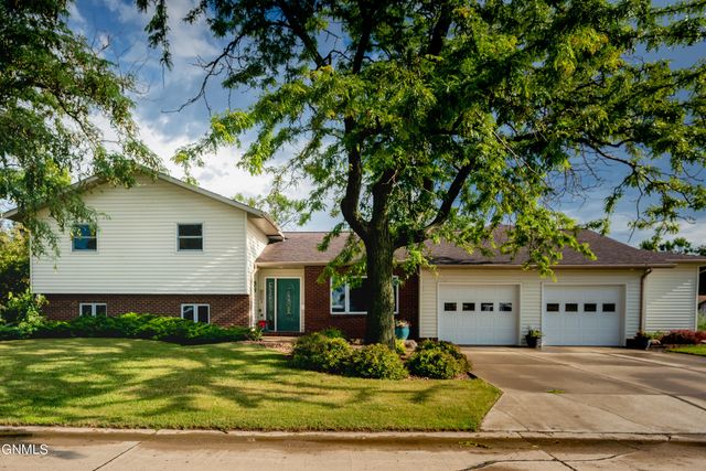 Ellendale, ND Homes For Sale & Ellendale, ND Real Estate | Trulia