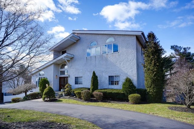 Saugus, MA Homes For Sale & Saugus, MA Real Estate | Trulia