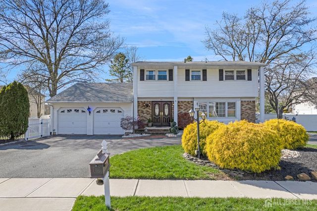 Parlin, NJ Homes For Sale & Real Estate