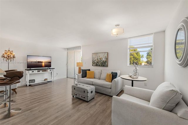 Miami Beach, FL Condos For Sale - 1,995 Listings | Trulia