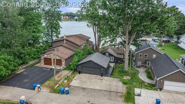 Waterford, MI Homes For Sale & Waterford, MI Real Estate | Trulia