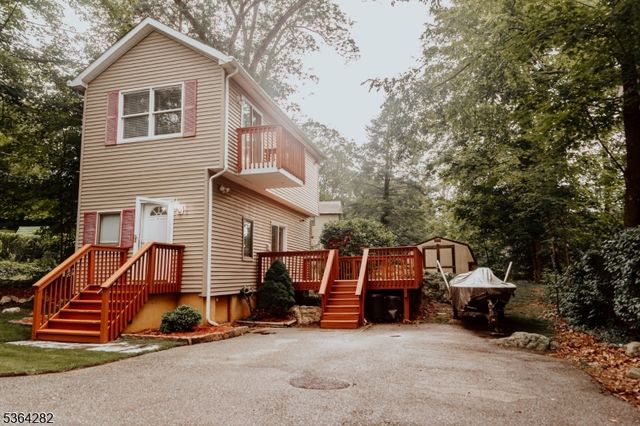 Hewitt, NJ Homes For Sale & Real Estate